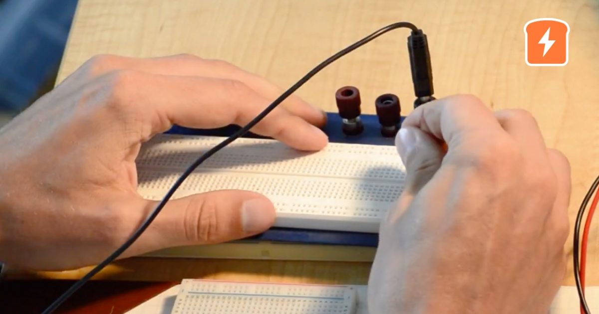 How to use a Breadboard | CircuitBread