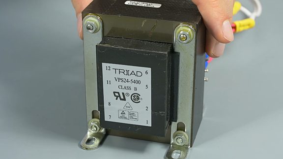 How to wire a transformer (Series versus Parallel) - Electronics ...